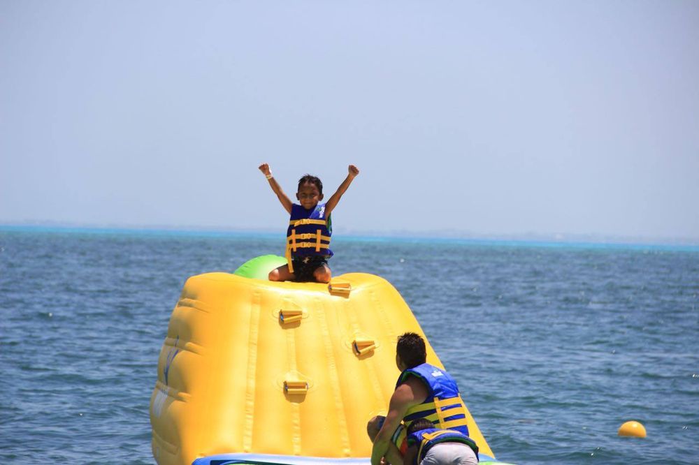 FLOAT FUN - Blvd. Kukulkan Km 5, Cancún, Quintana Roo, Mexico - Active ...
