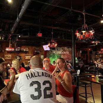 THE LANSDOWNE PUB - Updated October 2025 - 169 Photos & 466 Reviews - 9 ...