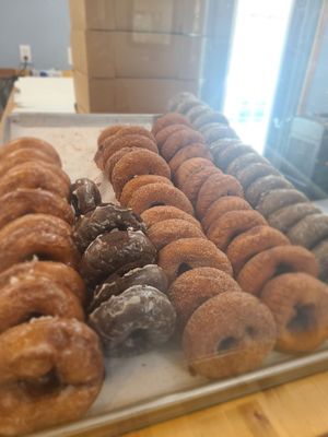 FIVE-O DONUT - Updated August 2024 - 34 Photos & 25 Reviews - 5942 34th ...