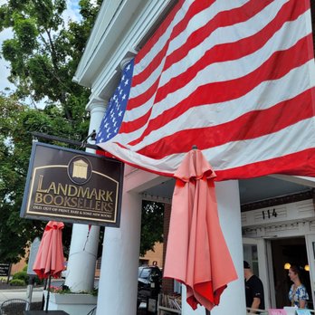 LANDMARK BOOKSELLERS - Updated July 2025 - 41 Photos & 30 Reviews - 114 ...