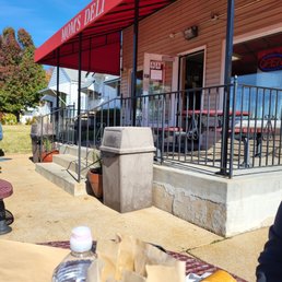 MOM’S DELI - Updated October 2025 - 104 Photos & 284 Reviews - 5425 ...