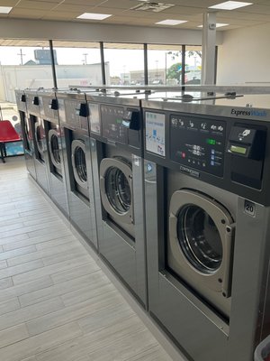 TORNADO EXPRESS LAUNDRY PLANO - Updated January 2026 - 19 Photos & 17 Reviews - 3182 W/ Parker ...