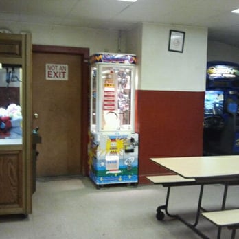 RINGING ROCKS ROLLER RINK - Updated December 2025 - 20 Reviews - 1500 ...