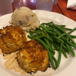 THE TIN FIN - Updated August 2025 - 110 Photos & 230 Reviews - 6014 Hwy ...