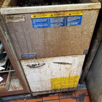 DILLY’S DRIVE-IN - Updated January 2026 - 24 Photos & 37 Reviews - 1921 ...