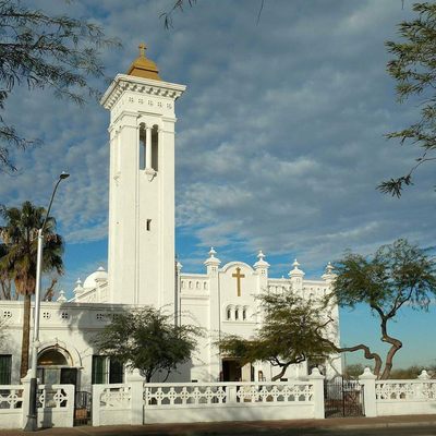 SANTA CRUZ CHURCH - Updated January 2026 - 17 Photos - 1220 S 6th Ave ...