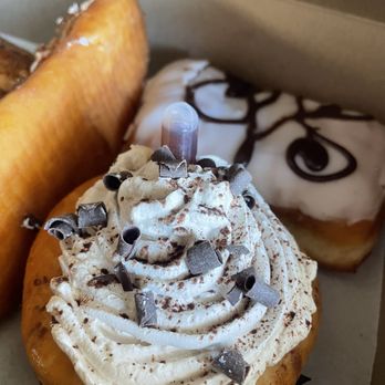 SLODOCO DONUTS - Updated July 2025 - 1558 Photos & 1350 Reviews - 793 E ...