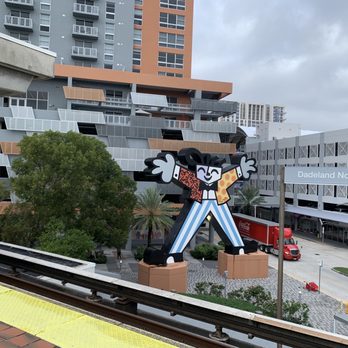 DADELAND NORTH METRORAIL STATION - Updated September 2024 - 8310 S ...