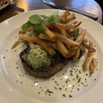 11TH POST ON QUEEN - Updated January 2026 - 65 Photos & 41 Reviews ...