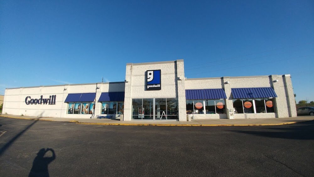 GOODWILL STORE & DONATION CENTER - Updated November 2024 - 16 Reviews ...