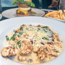 2520 TAVERN - Updated October 2025 - 350 Photos & 220 Reviews - 2520 ...