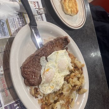 TRIPLETS FAMILY RESTAURANT - Updated May 2025 - 132 Photos & 154 ...