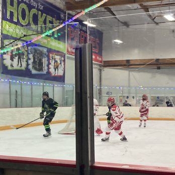 SNO-KING ICE ARENA - KIRKLAND - Updated May 2024 - 15 Photos & 25 ...