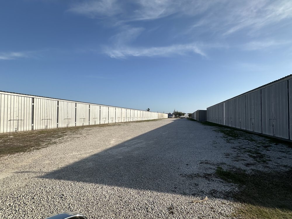 DROP ANCHOR RV PARK AND BOAT STORAGE - Updated April 2025 - 10 Photos ...