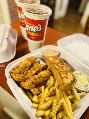 RAISING CANE’S CHICKEN FINGERS - Updated September 2025 - 118 Photos & 87 Reviews - 4 W ...