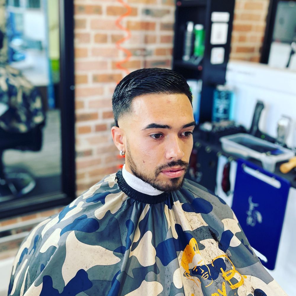 FINELINE CUTS BARBERSHOP - Updated December 2025 - 28 Photos - 4410 ...