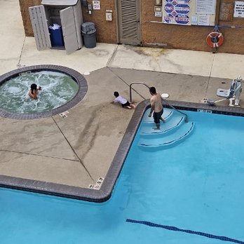 RADISSON HOTEL SANTA MARIA - Updated September 2024 - 148 Photos & 229 ...