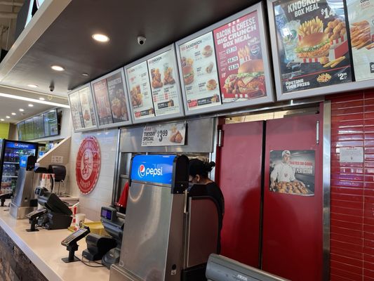 KFC - Updated January 2025 - 34 Photos & 21 Reviews - 4820 Kingsway ...