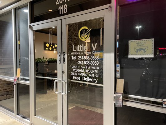 LITTLE V - Updated October 2025 - 83 Photos & 98 Reviews - 2640 E ...