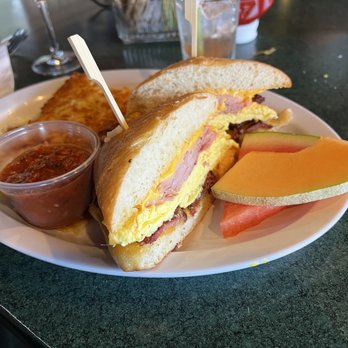 DOOFERS BAR & GRILL - Updated February 2025 - 227 Photos & 257 Reviews ...