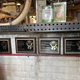 STRAP TANK BREWERY - Updated July 2025 - 443 Photos & 594 Reviews - 596 ...