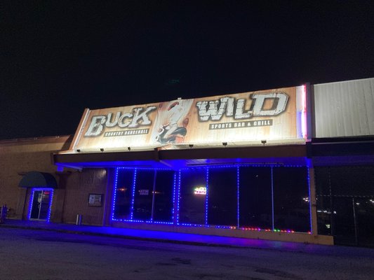 BUCK WILD - Updated March 2025 - 29 Photos & 46 Reviews - 1025 W Nasa ...