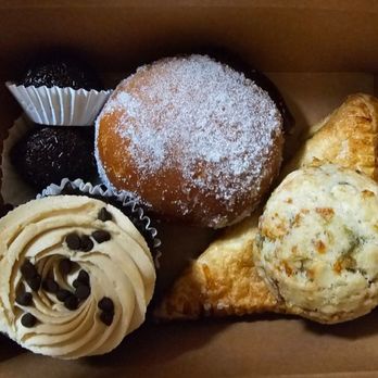 CASA COSTA BAKE SHOP - Updated July 2025 - 466 Photos & 356 Reviews ...