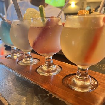 NEW RIVER TAPHOUSE - Updated July 2024 - 978 Photos & 534 Reviews ...