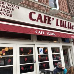 CAFÉ LULUC - Updated March 2025 - 1811 Photos & 1692 Reviews - 214 ...