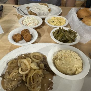 SODOLAKS BEEFMASTERS RESTAURANT - Updated December 2025 - 231 Photos ...