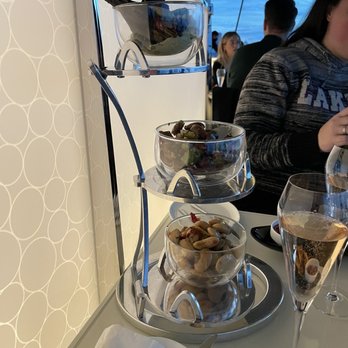 THE LOUPE LOUNGE - Updated January 2025 - 260 Photos & 57 Reviews - 400 ...