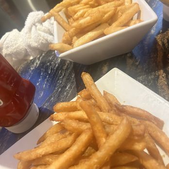 MAVERICK’S CANTON - Updated September 2024 - 106 Photos & 105 Reviews ...