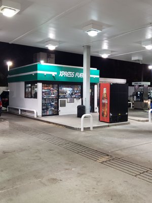 XPRESS FUEL GAS STATION - 17 Photos - 34 Farmington Ave, Bristol, CT - Yelp