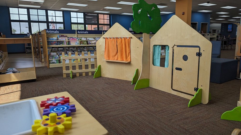 INDIAN PRAIRIE PUBLIC LIBRARY - Updated December 2025 - 21 Photos & 23 ...