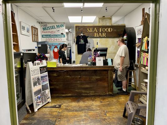 NATIVE CAPE COD SEAFOOD - Updated January 2026 - 106 Photos & 69 ...