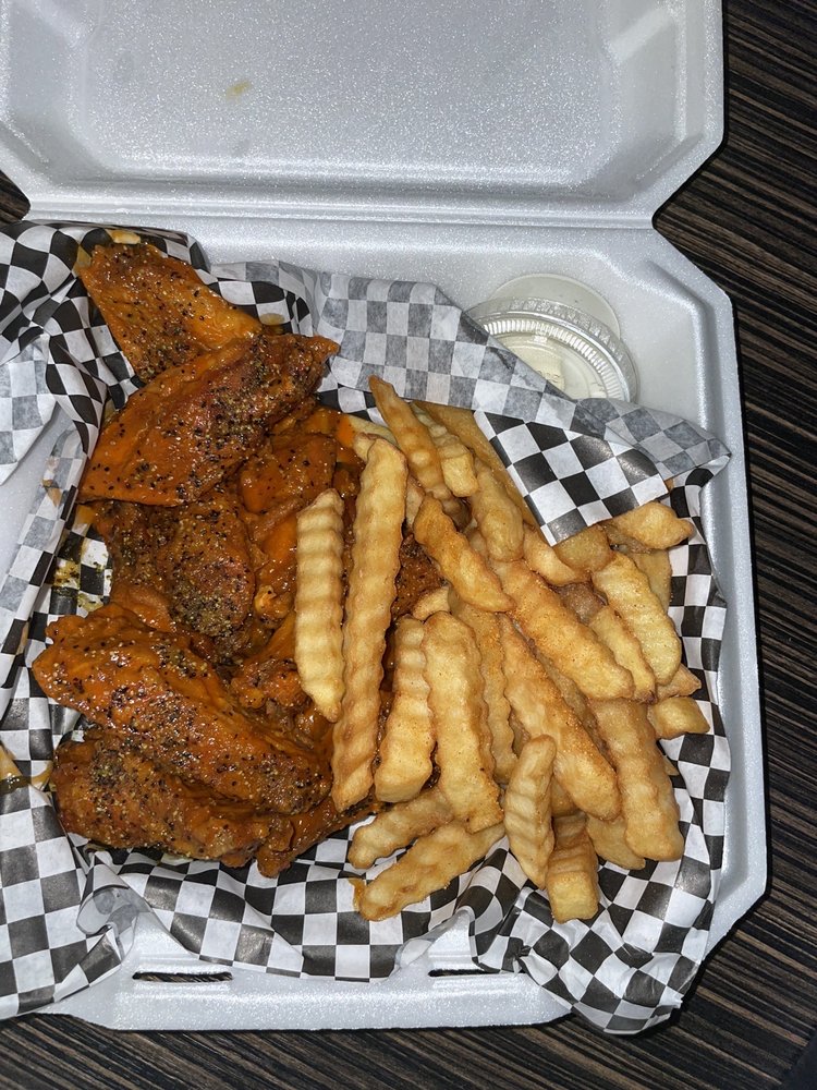 TK WINGZ - Updated June 2025 - 30 Photos & 16 Reviews - 700 Martin ...