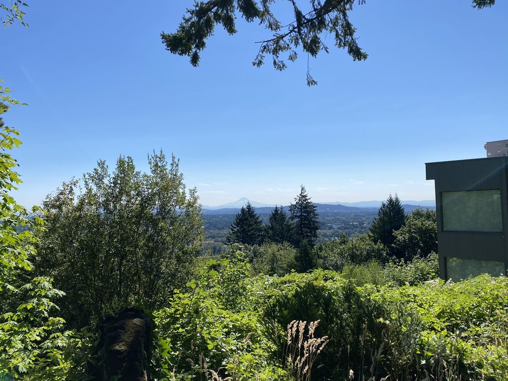 ELK POINT PARK AND TOTEM POLE - Updated July 2025 - 5700 SW Terwilliger ...