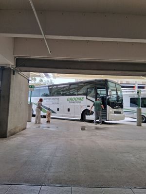 GROOME TRANSPORTATION - Updated May 2026 - 20 Photos & 82 Reviews - 761 ...