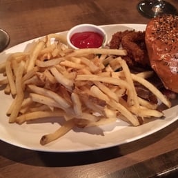 JOEY COQUITLAM - Updated December 2025 - 211 Photos & 214 Reviews - 550 ...