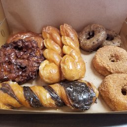 THE DONUTTERY - 5096 Photos & 4784 Reviews - 17420 Beach Blvd ...