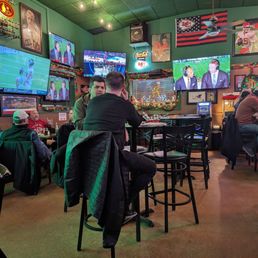 CADDY SHACK - Updated December 2025 - 86 Photos & 237 Reviews - 700 E ...