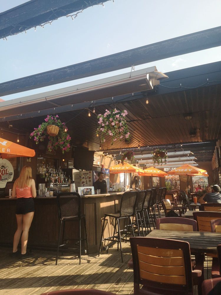 TOAD ‘N’ TURTLE - Updated December 2025 - 12 Photos & 21 Reviews - 2004 ...