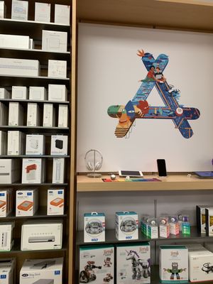 APPLE SHADYSIDE - Updated January 2026 - 19 Photos & 132 Reviews - 5436 ...