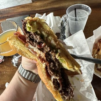 HAMMERED COW - Updated June 2025 - 48 Photos & 61 Reviews - 518 Dauphin ...