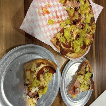 GHOST RUNNERS BREWERY AND KITCHEN - Updated May 2025 - 230 Photos & 196 ...