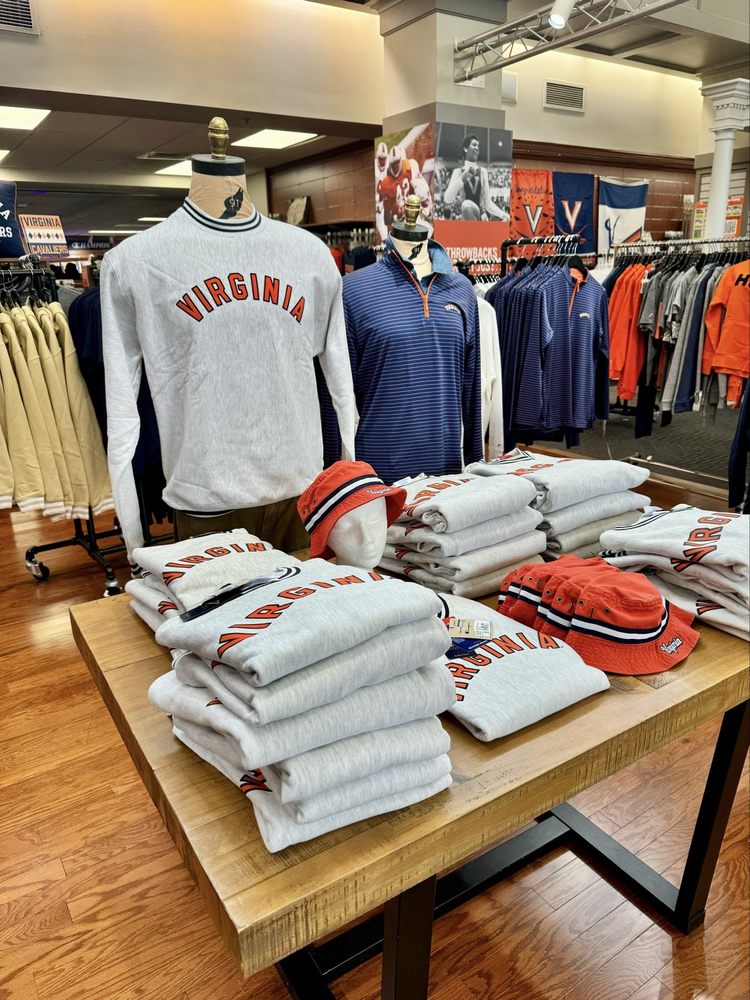 UNIVERSITY OF VIRGINIA BOOKSTORE - Updated December 2025 - 46 Photos - 400 Emmet St S ...