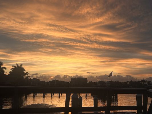 SNOOK INN - Updated December 2025 - 1236 Photos & 1497 Reviews - 1215 ...