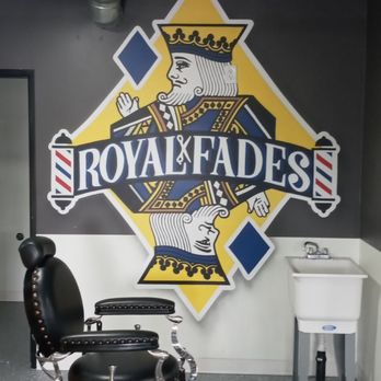 ROYAL FADES - Updated December 2025 - 13 Photos - 1051 S Patterson Rd ...