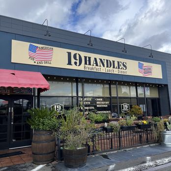 19 HANDLES PUB & GRILL - Updated March 2025 - 472 Photos & 472 Reviews ...