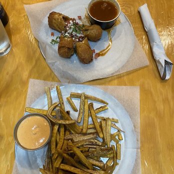 LALO - Updated July 2025 - 735 Photos & 513 Reviews - 26 W Ct St ...